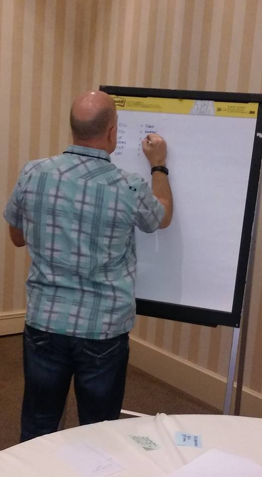 Penelope Gets Engaged | Devpost