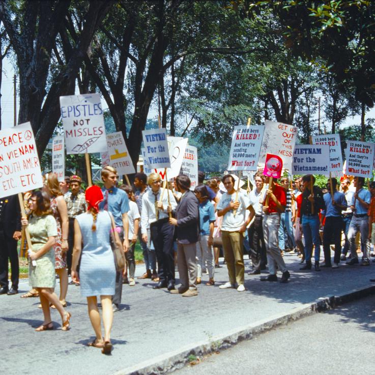 ML-Curated VR Museum | Devpost