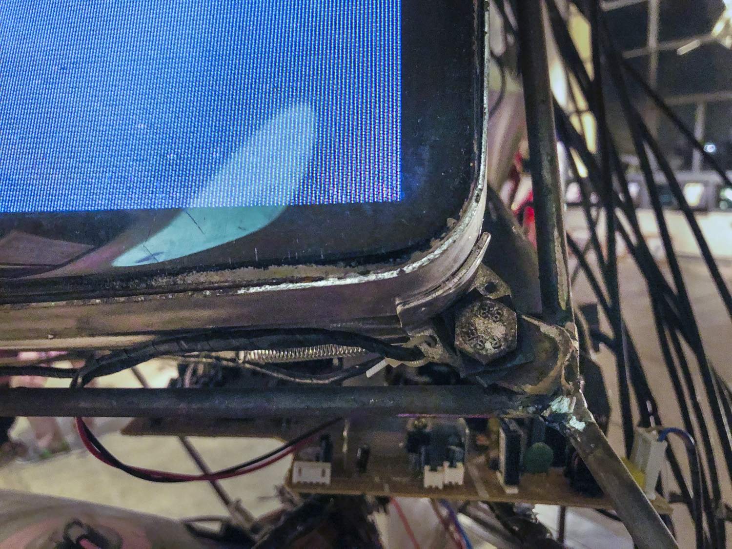 Faraday's After-Effect | Devpost