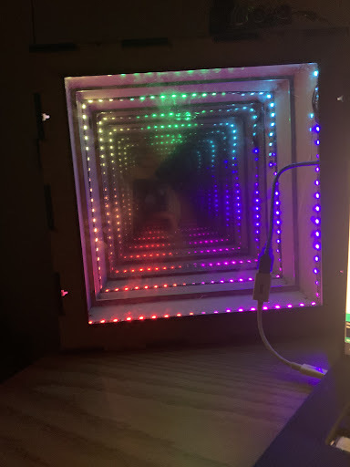 Infinity Mirror 2.0 | Devpost