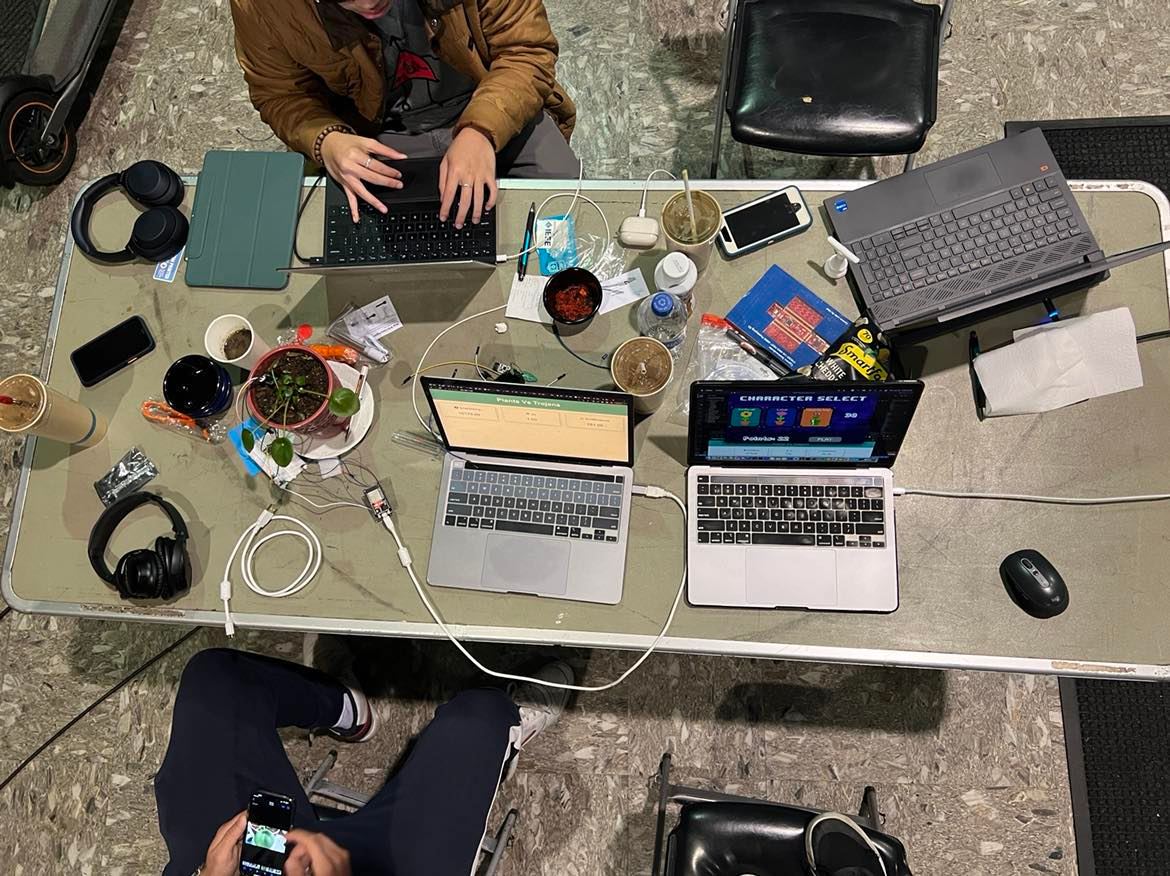 Plants vs. Trojans | Devpost