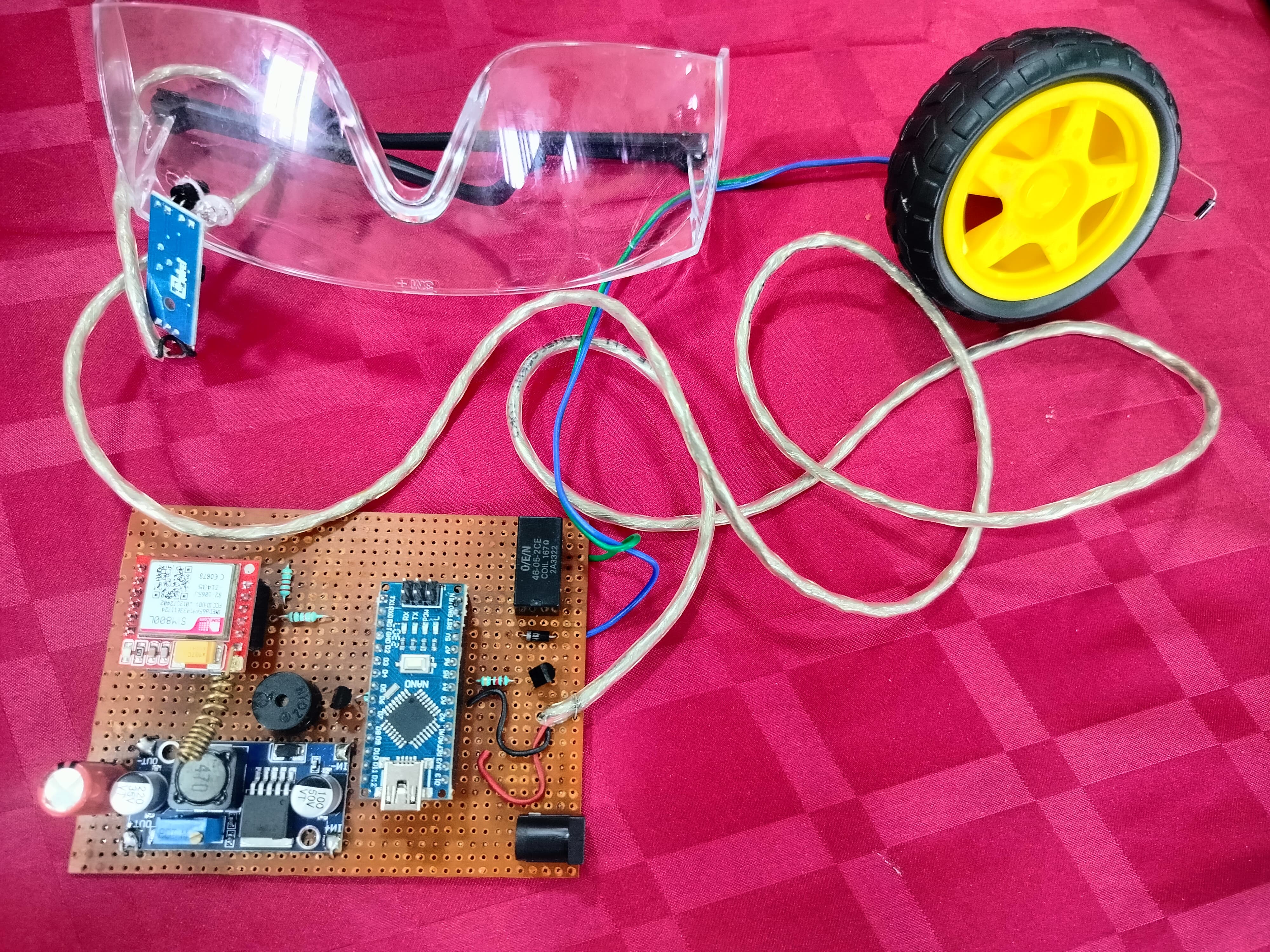 38 _ Tech Connect _ ELECTRO-SAFEGUARD SMART GLASS | Devpost