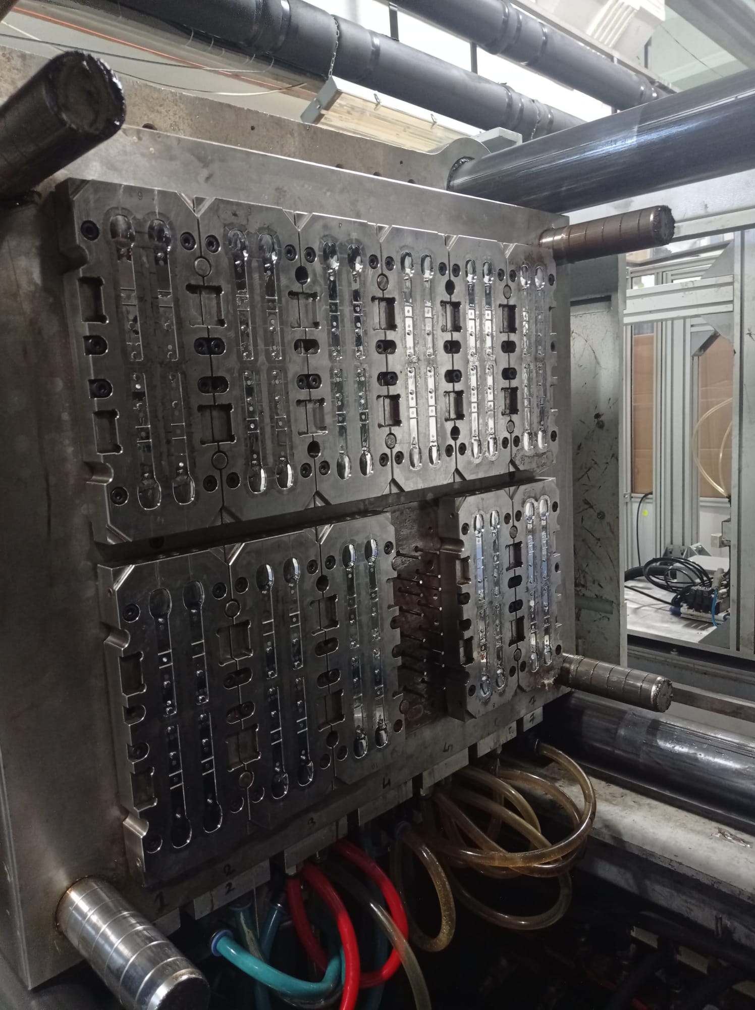 InjektoTech: Advancing Plastic Injection for Tomorrow | Devpost