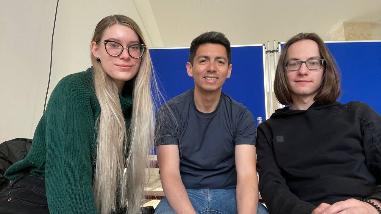 Mehr-Benz Team (Mr. Ben AI Bot) | Devpost