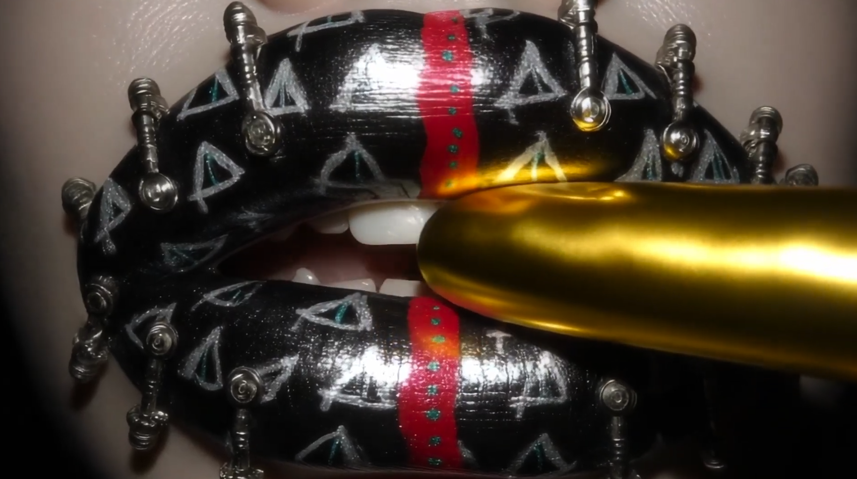 These lips don't lie | Devpost